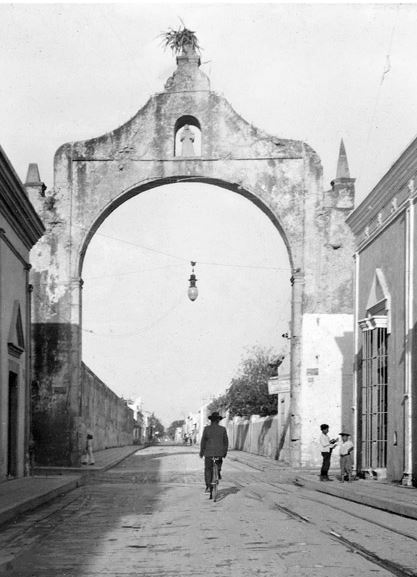 Fotografías que cuentan la historia de Mérida, Yuca... - Frogx Three