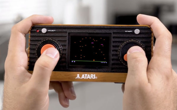 Atari lanza su propia consola portatil - Frogx Three