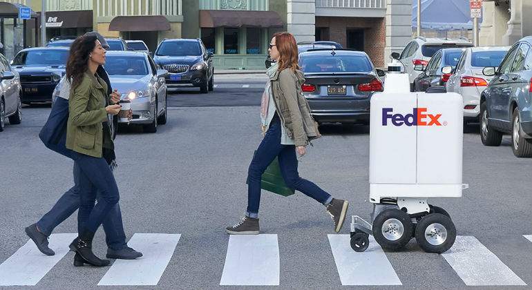 FedEx lanza SameDay, su robot repartidor autónomo - Frogx Three